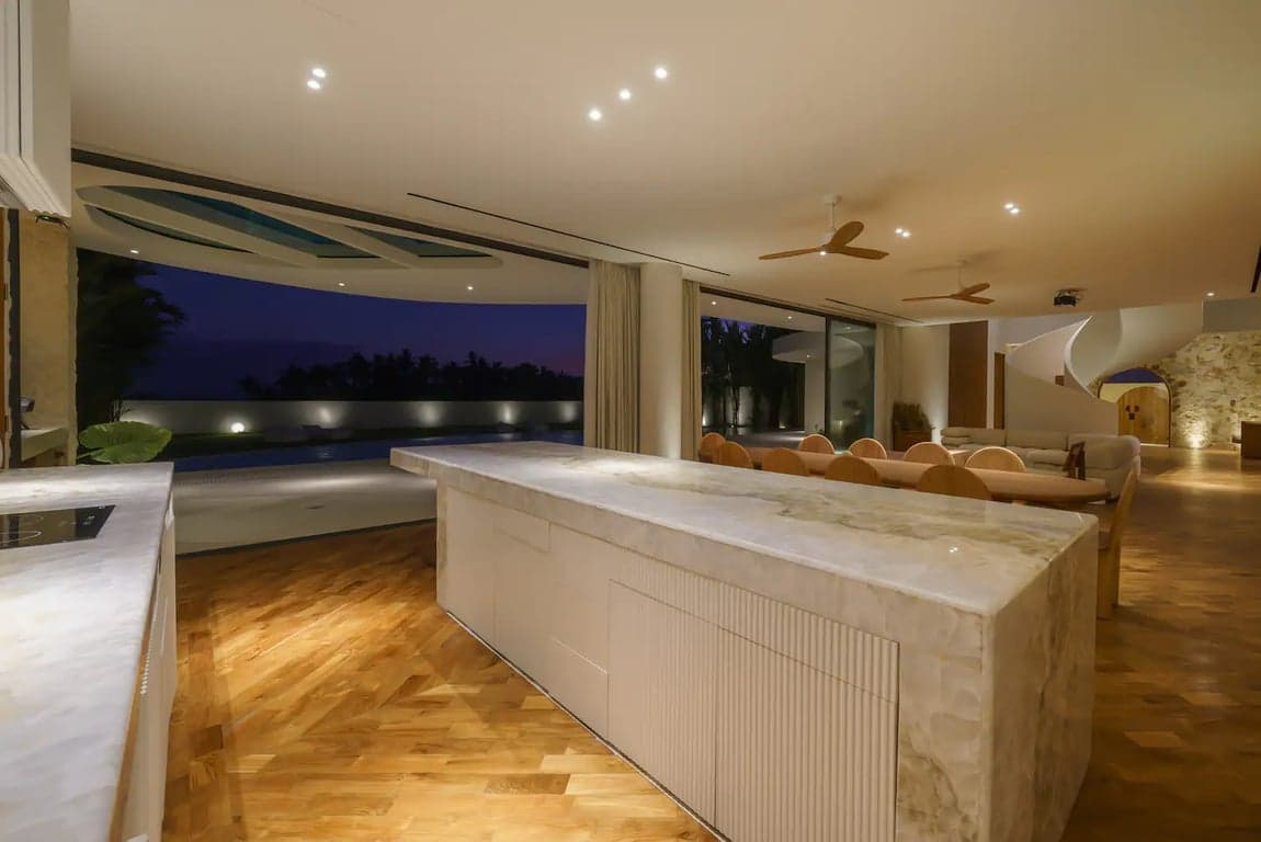 Villa Babylon: 4 Bedroom Villa in Pererenan for RENT