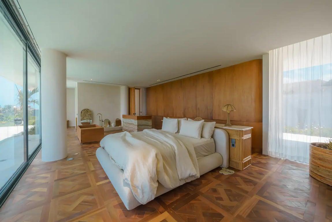 Villa Babylon: 4 Bedroom Villa in Pererenan for RENT